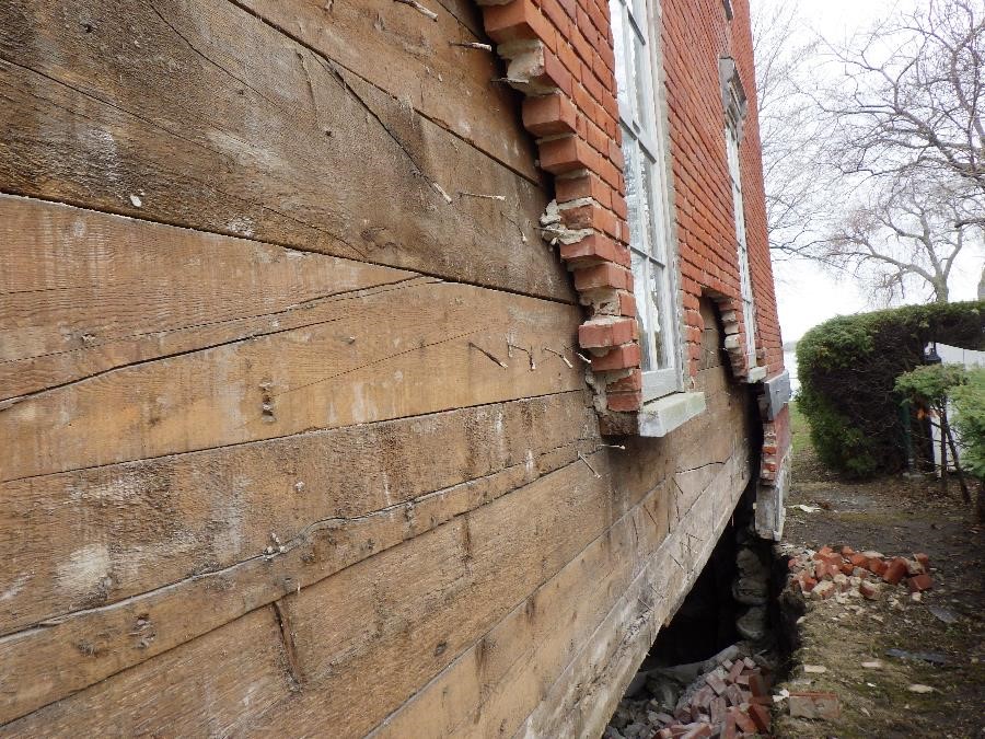 Murs en madriers - Onesta Bâtiment Conseil